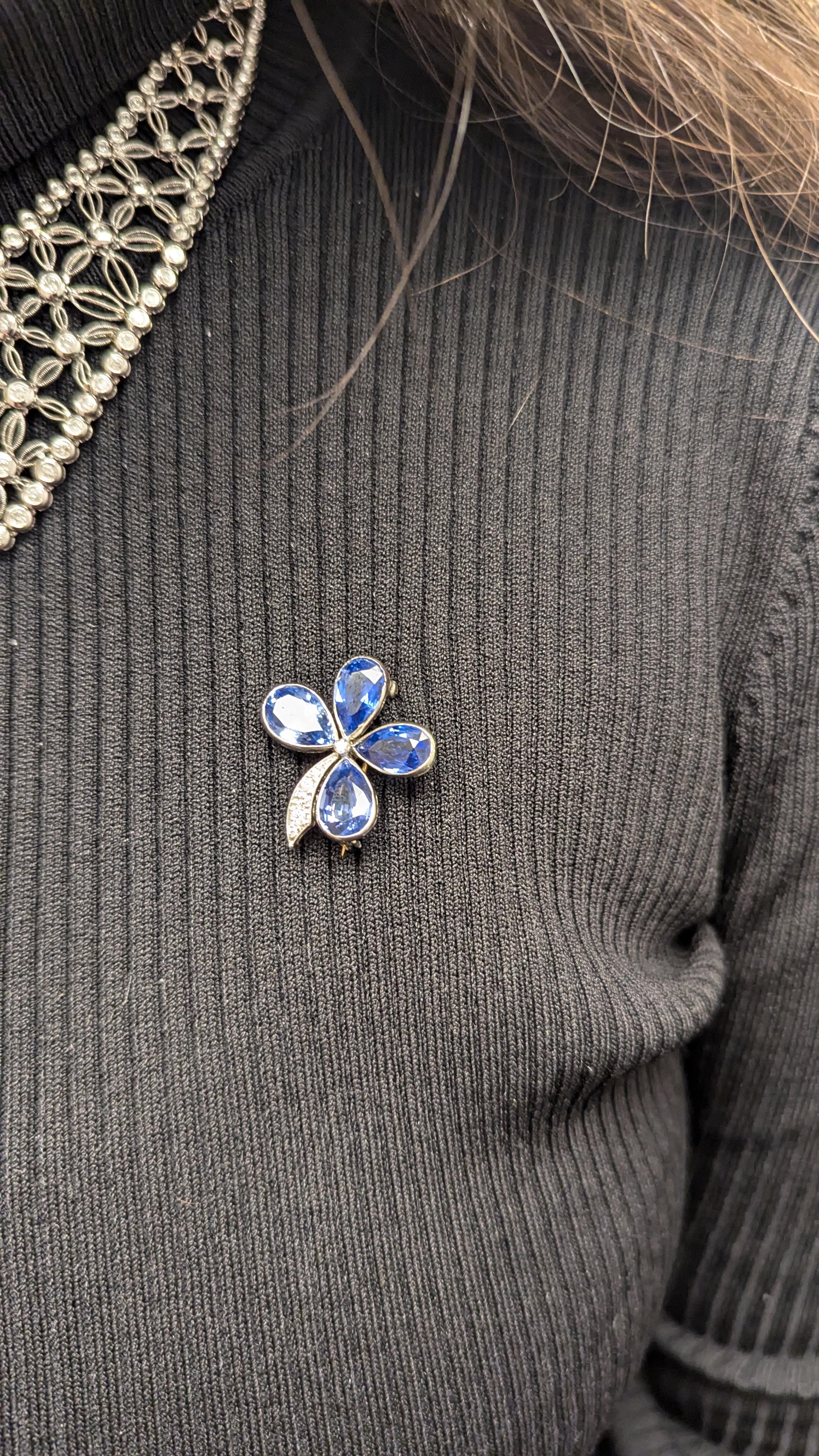 AGL Certified Tiffany and Co Platinum Ceylon Sapphire Diamond Brooch ...
