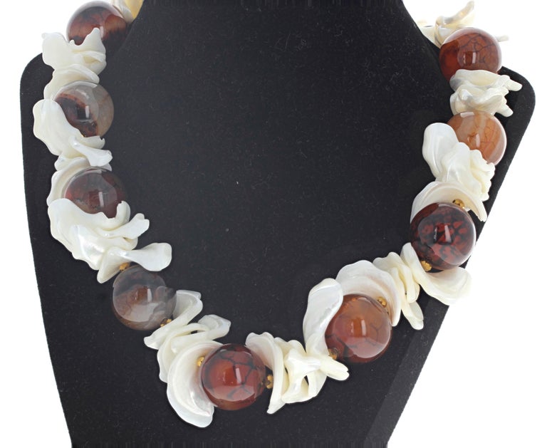 AJD Dramatic Elegant Natural Translucently Glowing Agate and Pearl Shell Necklace For Sale at ...