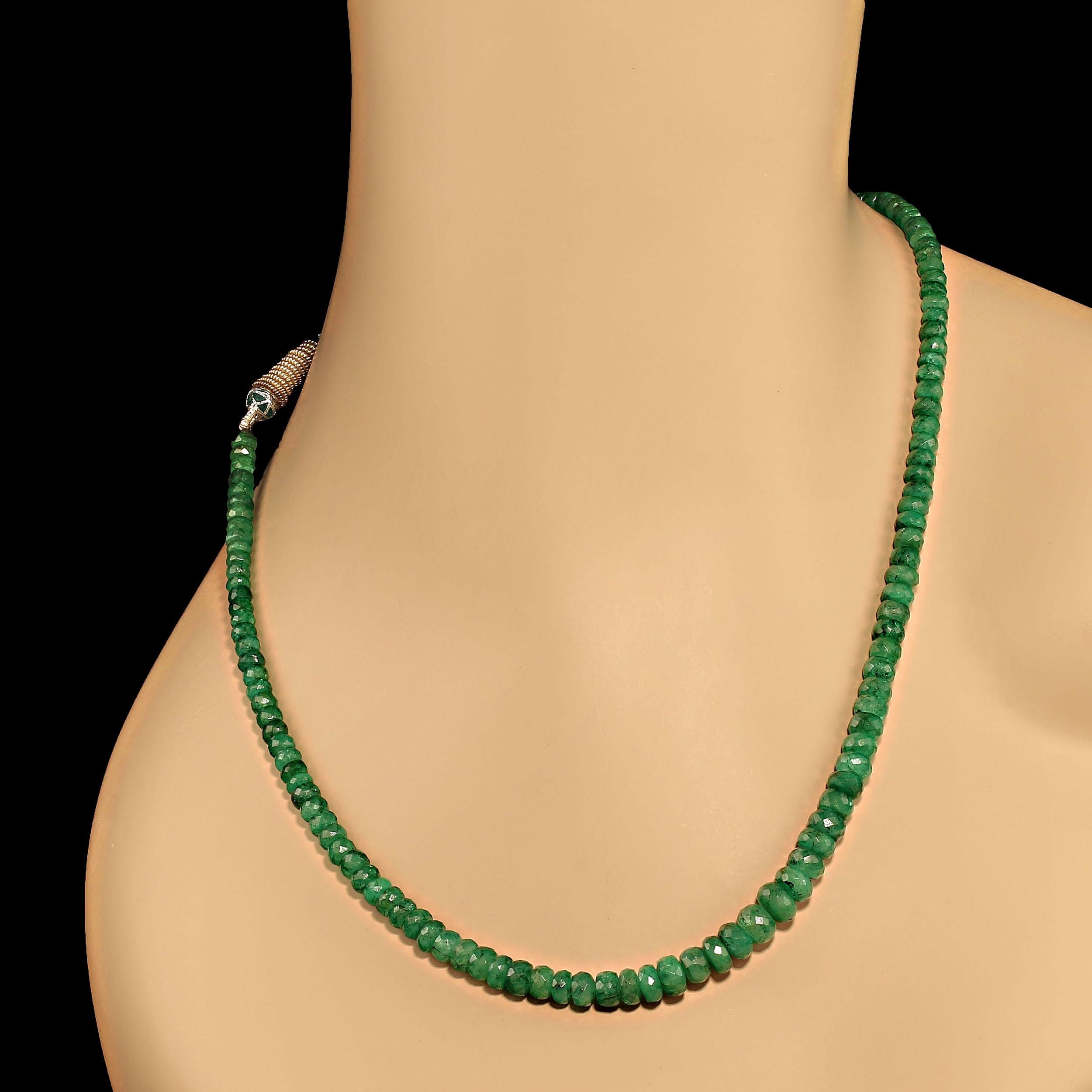 AJD Elegant Emerald 15 Inch expandable graduated necklace For Sale at ...