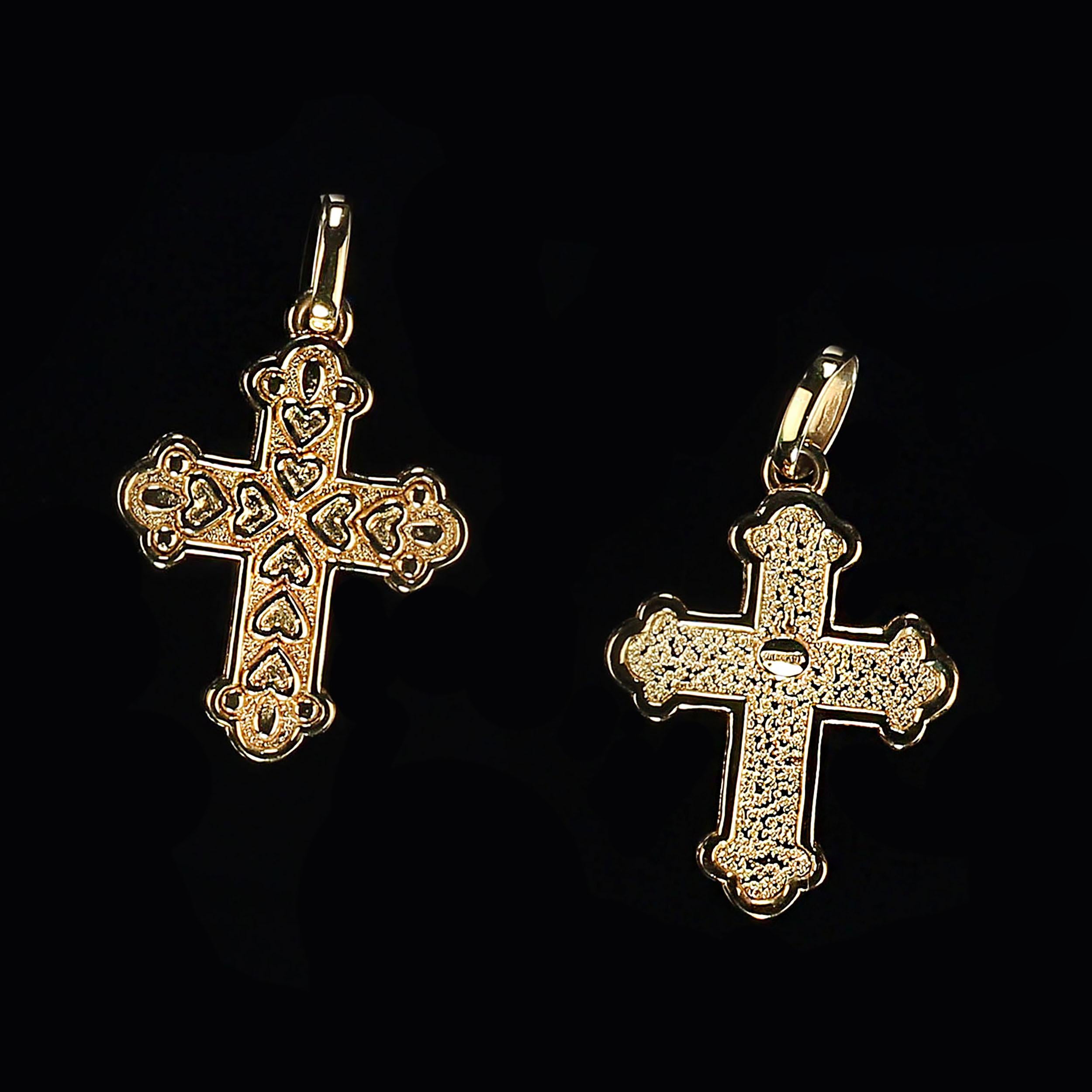 AJD Late 20th Century Delightful 14k Gold Italian Cross For Sale at 1stDibs