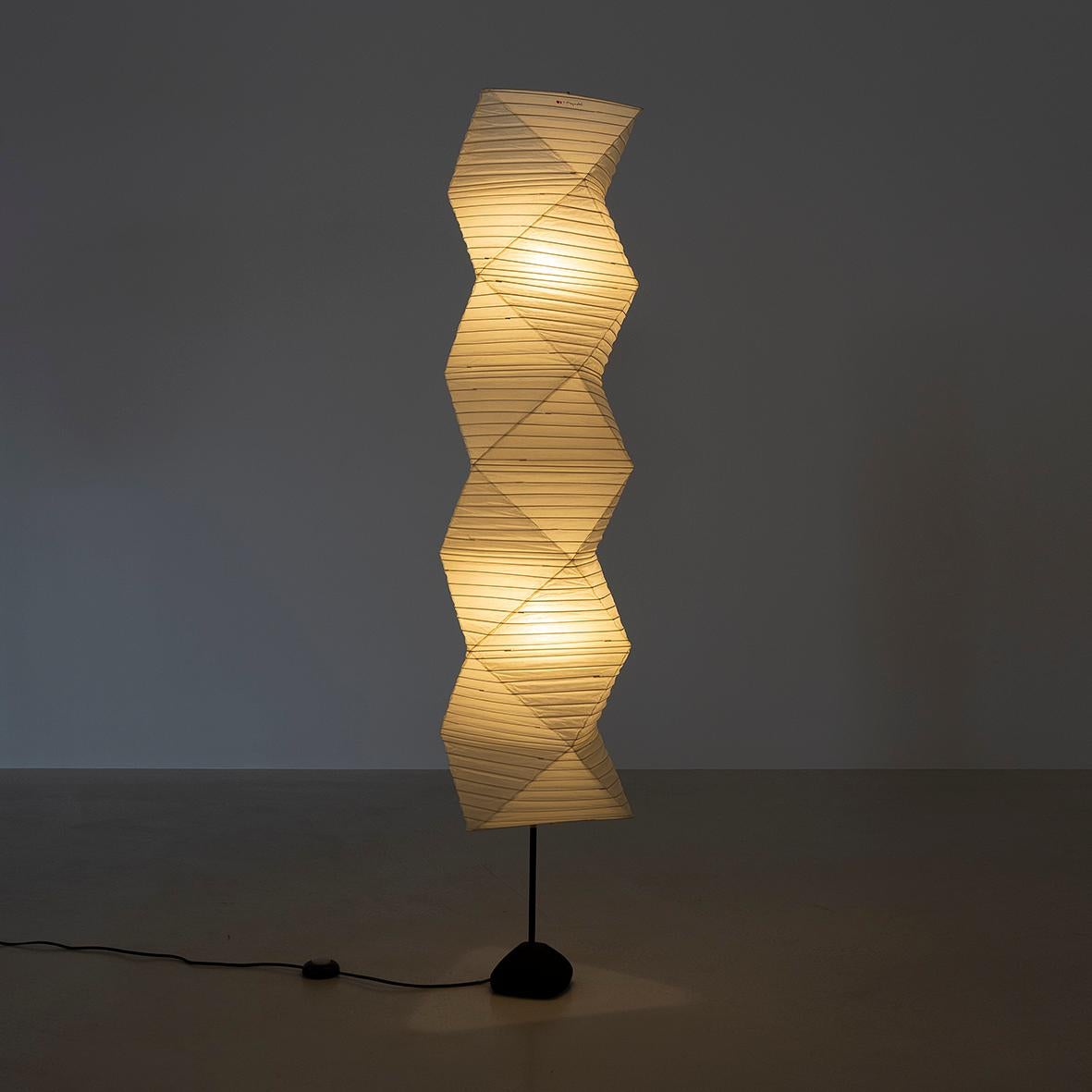 Akari Light Sculpture 35N Isamu Noguchi For Sale at 1stDibs