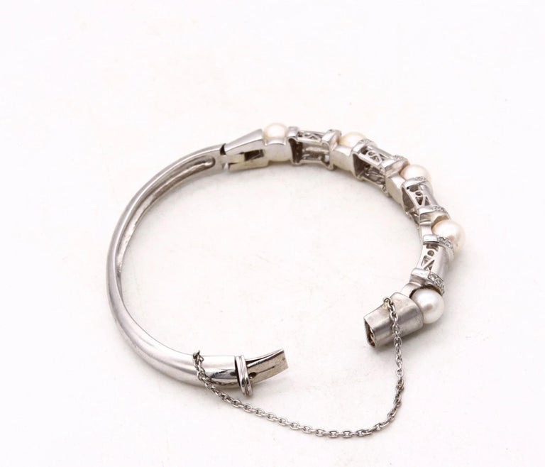 Akoya Pearls Modern Bangle Bracelet in 14 Kt White Gold with VS ...