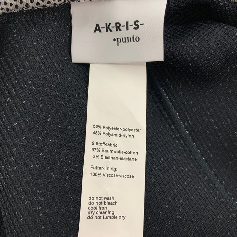 AKRIS Size 6 White and Navy Mesh Polyester/ Nylon Jacket For Sale at ...