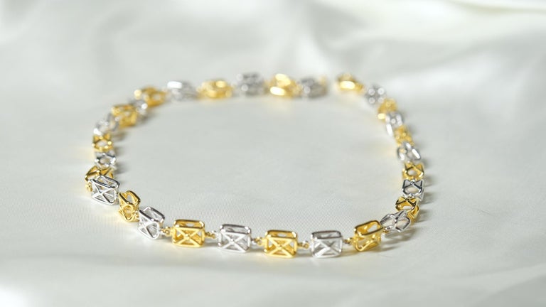 Alabaster Necklace, 18k White / Yellow Gold For Sale at 1stDibs