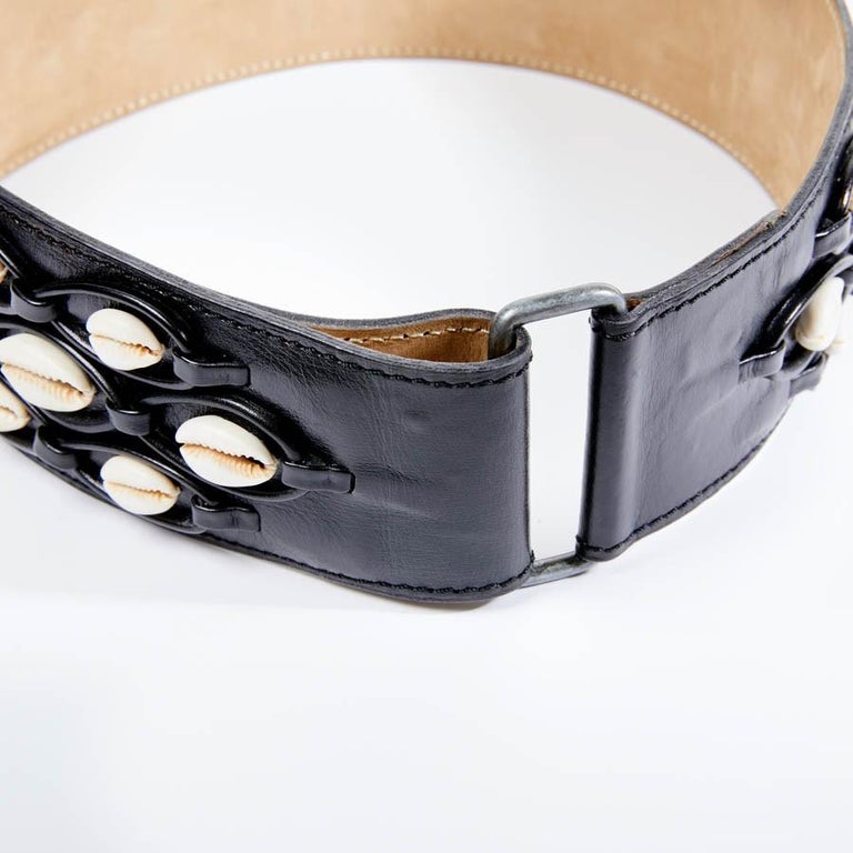 ALAIA Belt in Black Leather and White Shells 65 For Sale at 1stDibs