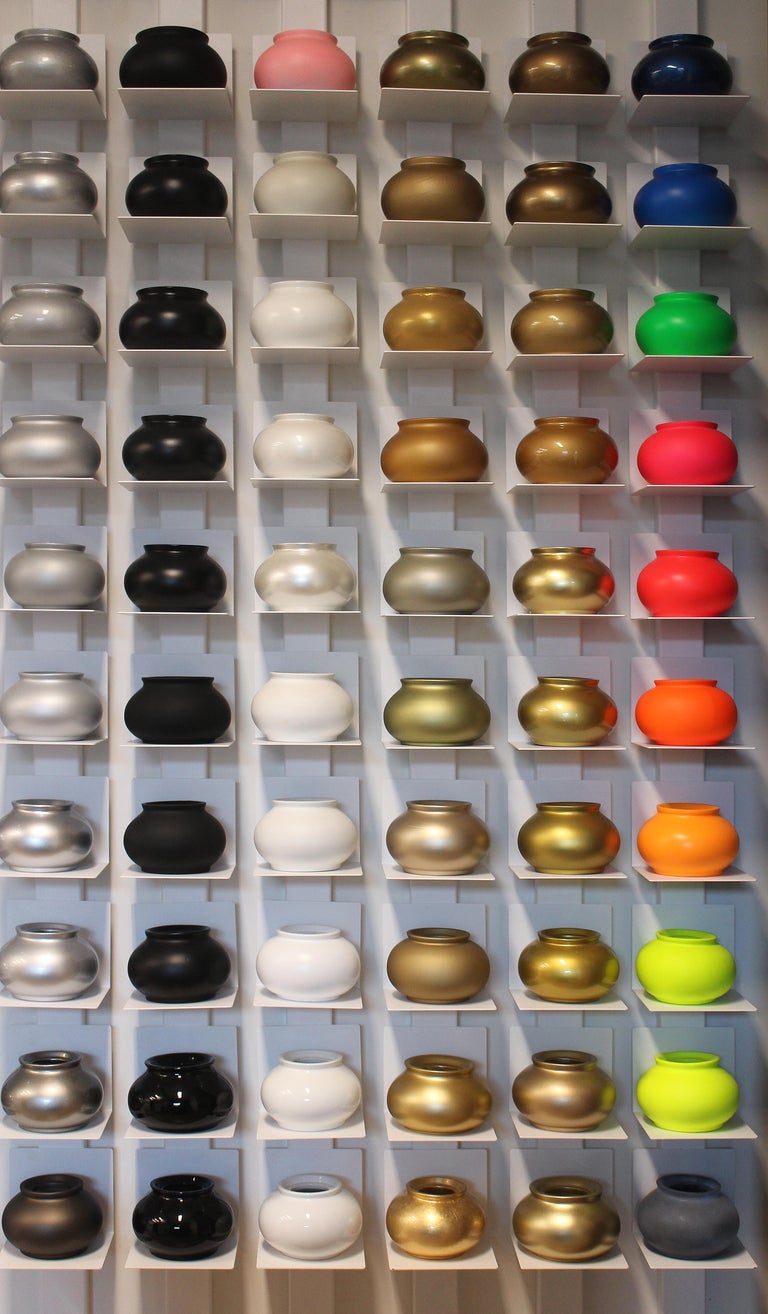 "Alato" Modern Sheet Metal Side Table with Shiny Gold Chrome For Sale ...