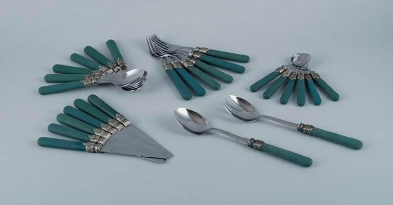 Albert, Italy. Dinner cutlery consisting of 26 pieces. For Sale at 1stDibs