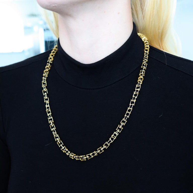 Alberto Zorzi 1980 Geometric Articulated Chain Necklace in 18 Karat ...