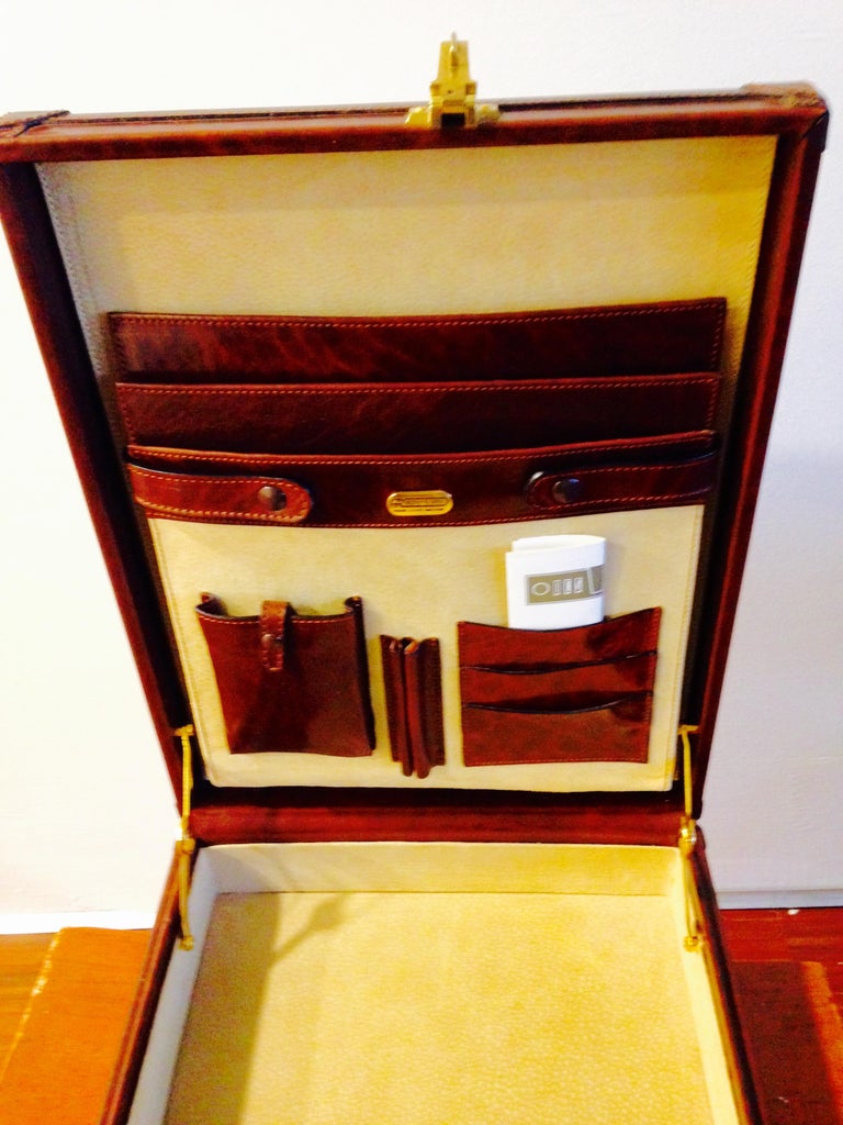 Aldo Raffa Brown Embossed Leather Vertical Briefcase For Sale at 1stDibs