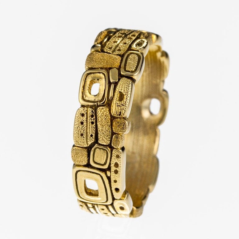 Customizable Alex Sepkus "Stone Barn" Band Ring in 18 Karat Yellow Gold ...