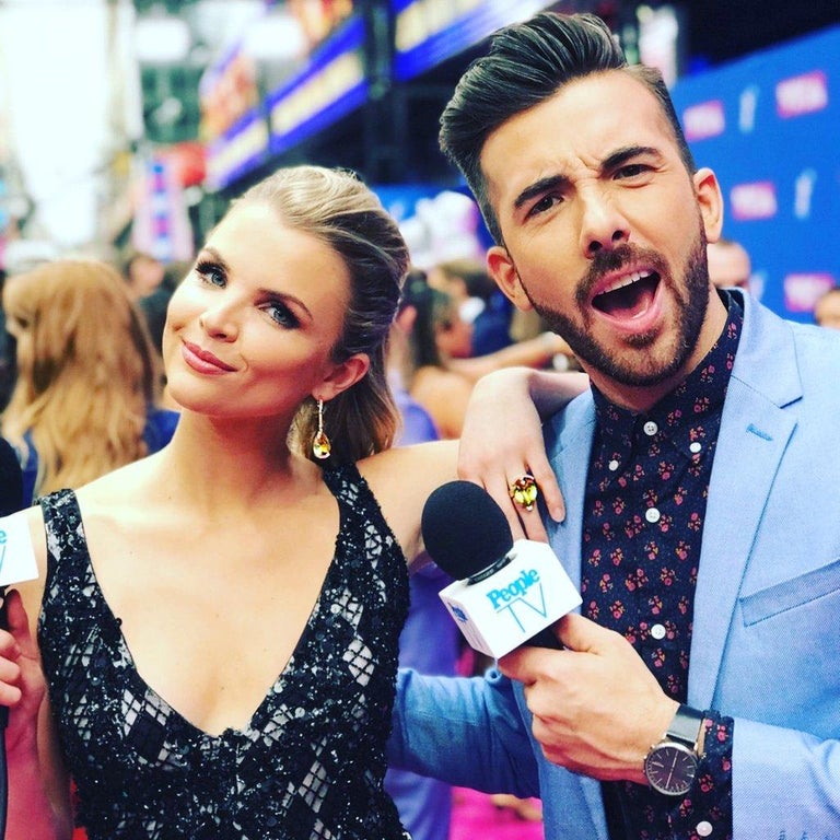 Alex Soldier Lemon Quartz Sapphire Hand-Textured Gold Swan Cocktail ...