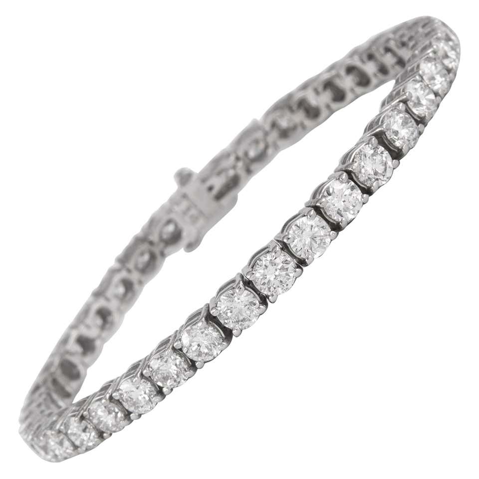 Chopard White Gold Ice Cube Diamond Bracelet At 1stdibs Chopard