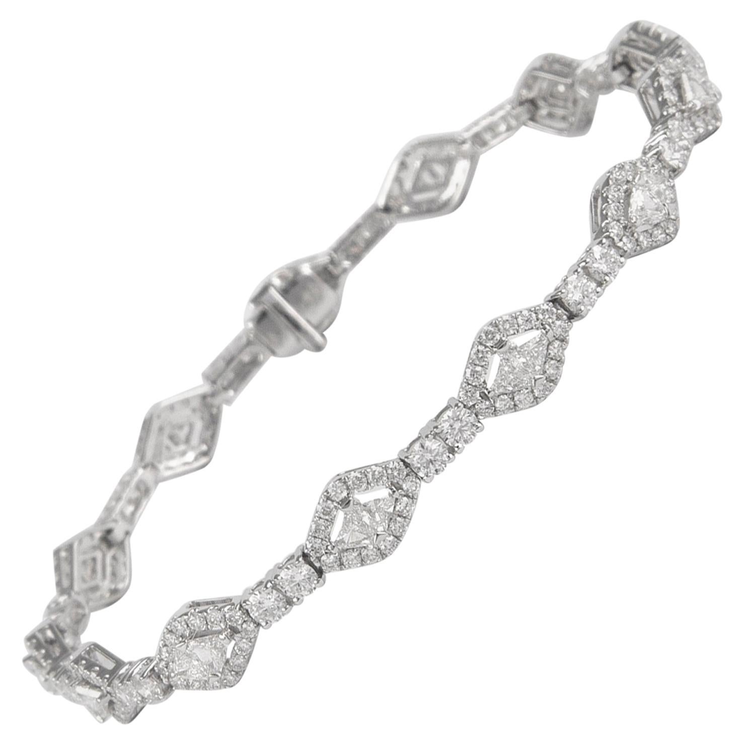 Chopard Happy Diamond Gold Love Bracelet at 1stDibs | chopard love bracelet, chopard happy ...