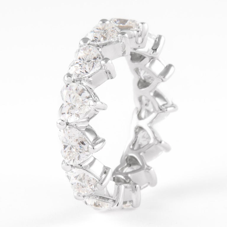 Alexander 4.16ct Heart Diamond D-F VVS2/VS1 Eternity Band Platinum For Sale at 1stDibs