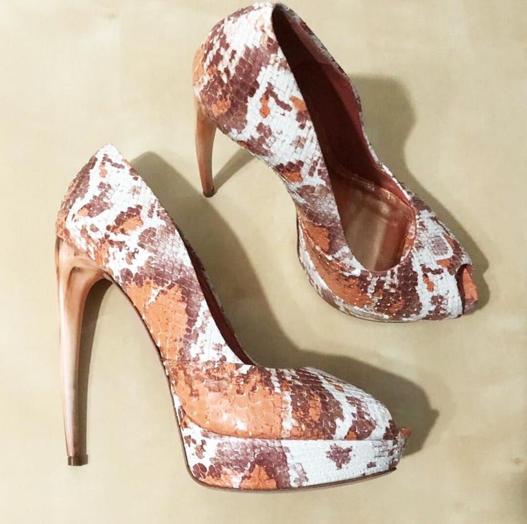 Alexander McQueen Python Leather Platform Shoes 40 - 10 For Sale at 1stDibs