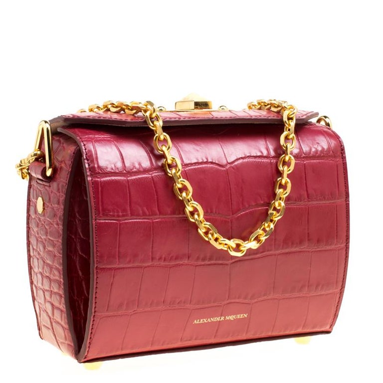Alexander McQueen Red Croc Embossed Leather Box Shoulder Bag For Sale ...