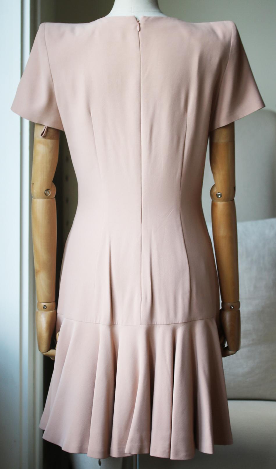 Alexander McQueen Structured-Shoulder Crepe Dress For Sale at 1stDibs ...