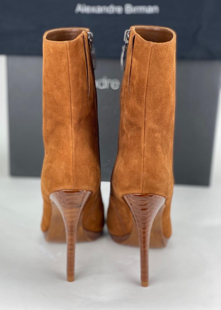 Alexandre Birman Salto Mela Pata Havana Suede Leather Brown Heel Boots ...