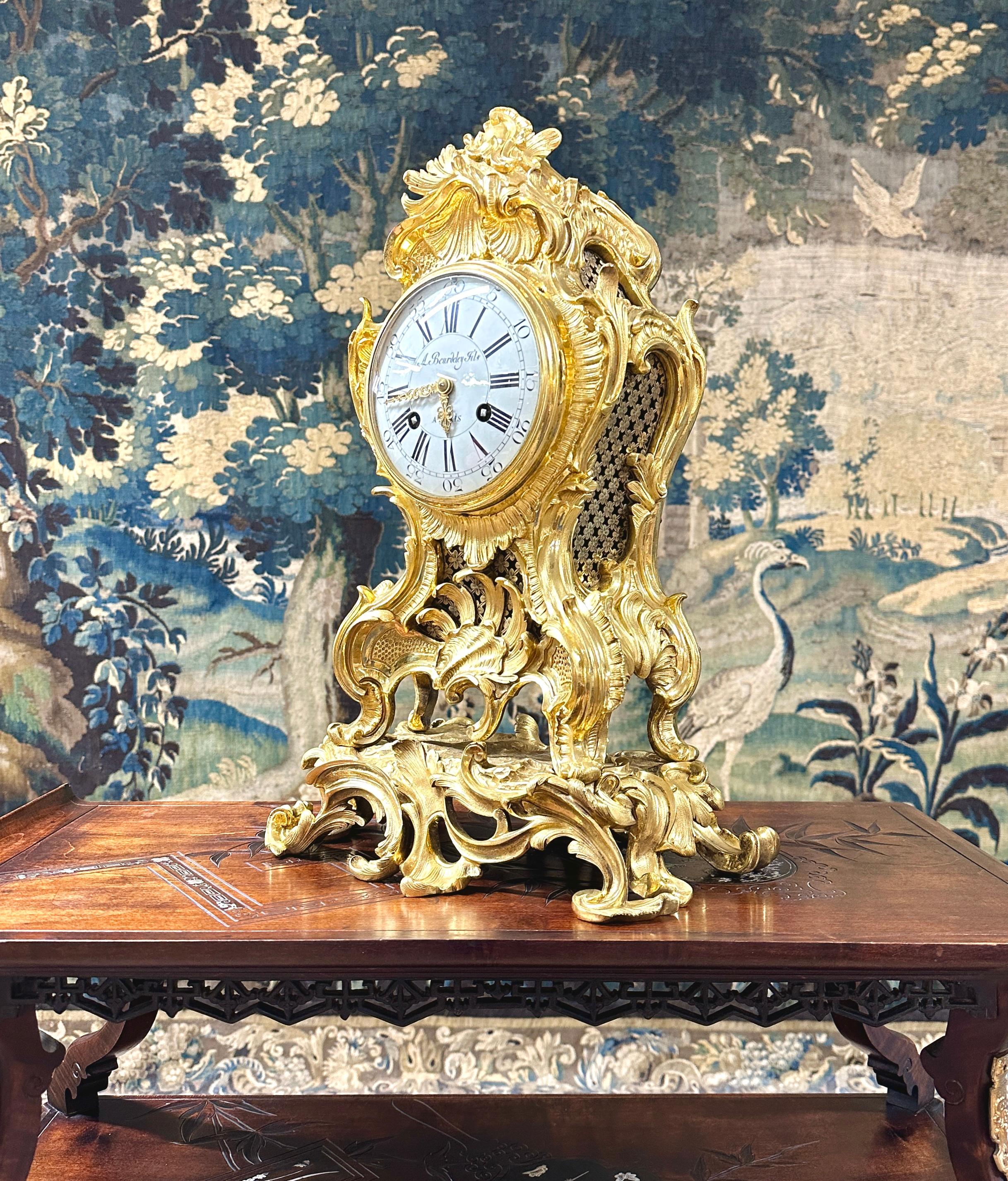 Alfred Beurdeley - Rockery Shaped clock In Gilt And Chiseled Bronze ...