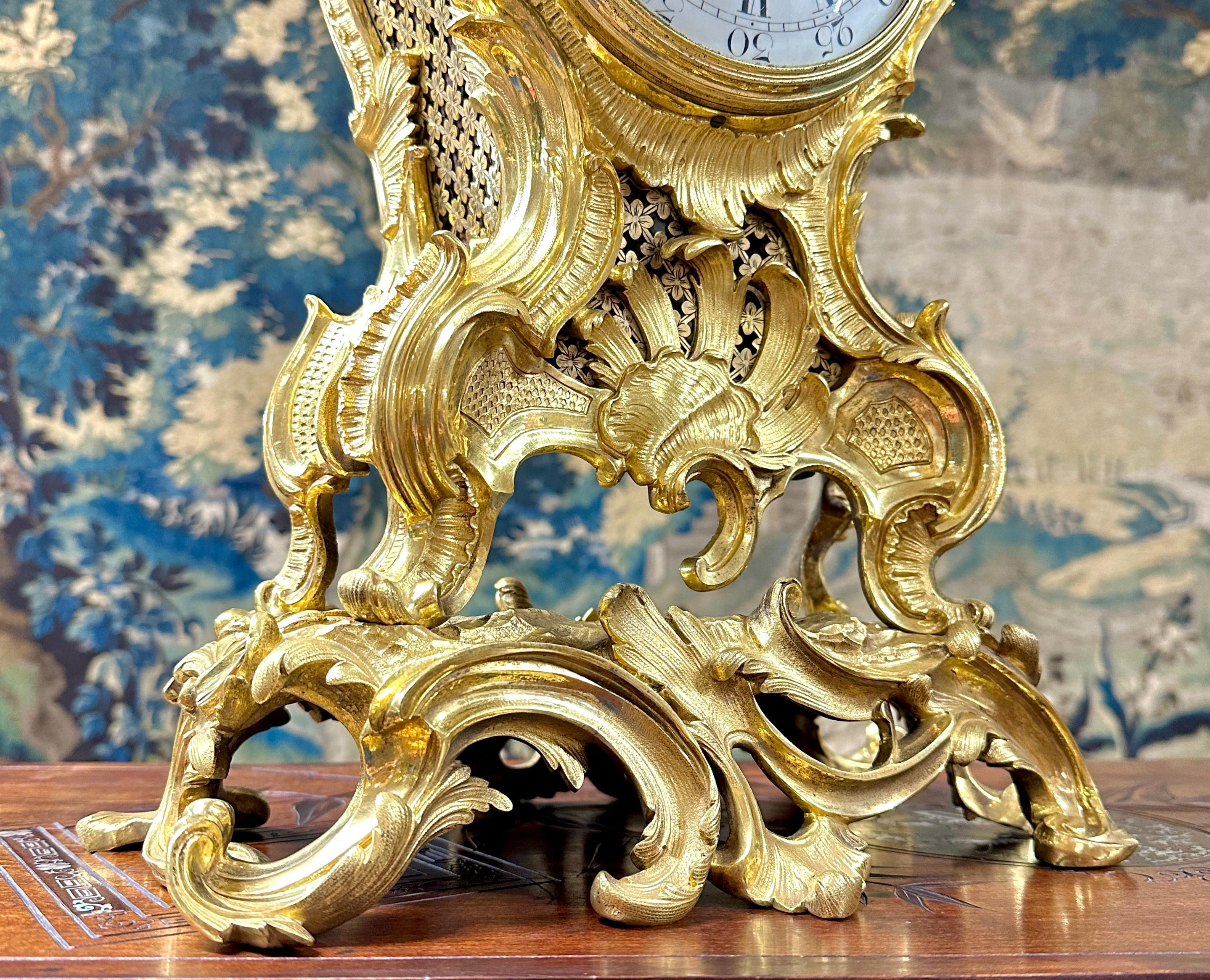 Alfred Beurdeley - Rockery Shaped clock In Gilt And Chiseled Bronze ...