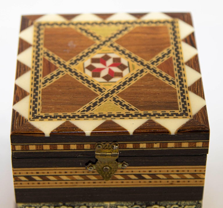 Alhambra Handmade Music Box by Miguel Laguna Granada Spain For Sale at ...