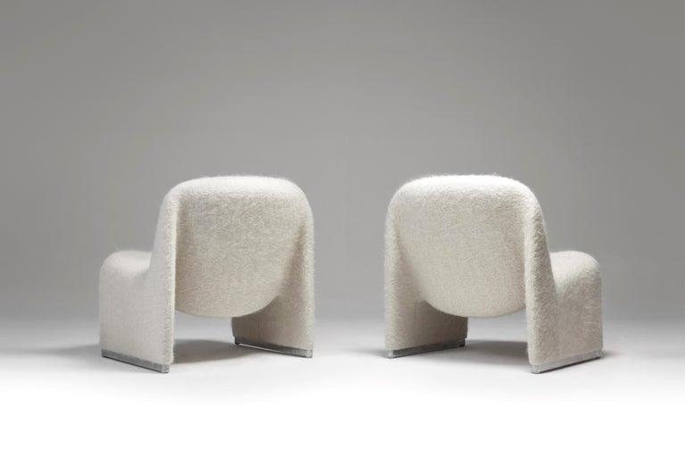 Alky Chairs by Giancarlo Piretti for Artifort in Pierre Frey, 1970s ...