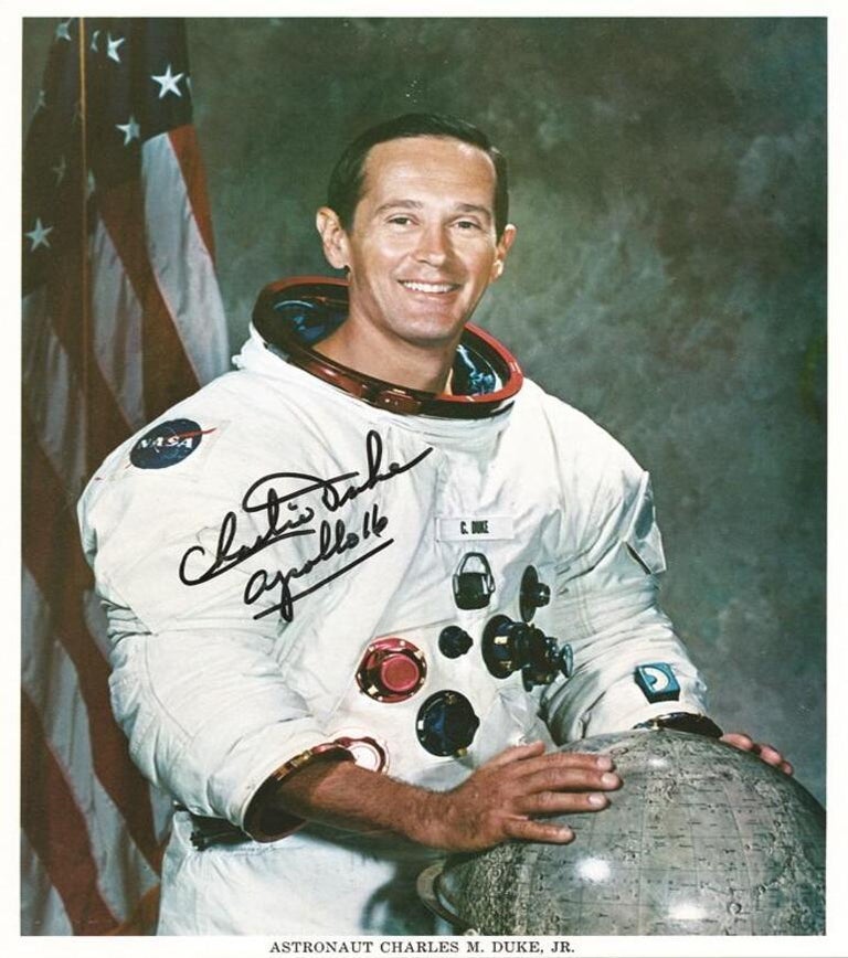 All 12 Apollo NASA Moonwalker Astronauts Signed Color Photographs at ...