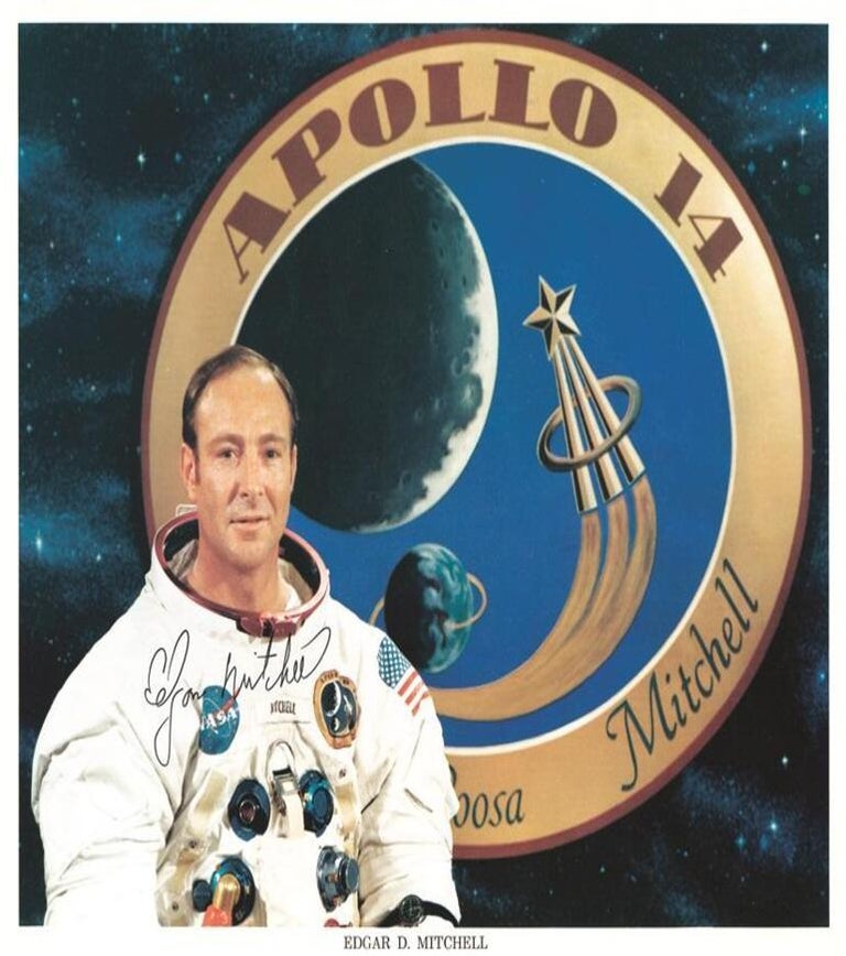 All 12 Apollo NASA Moonwalker Astronauts Signed Color Photographs at ...