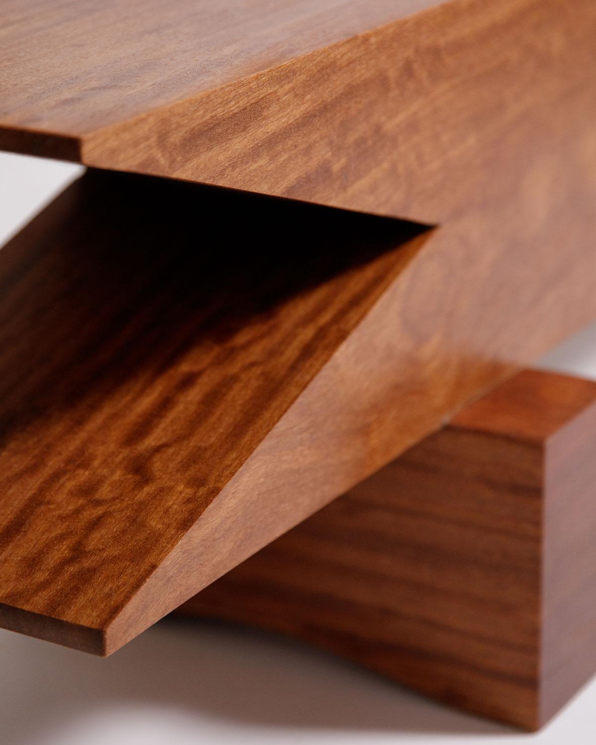 alligator bench or coffee table For Sale at 1stDibs