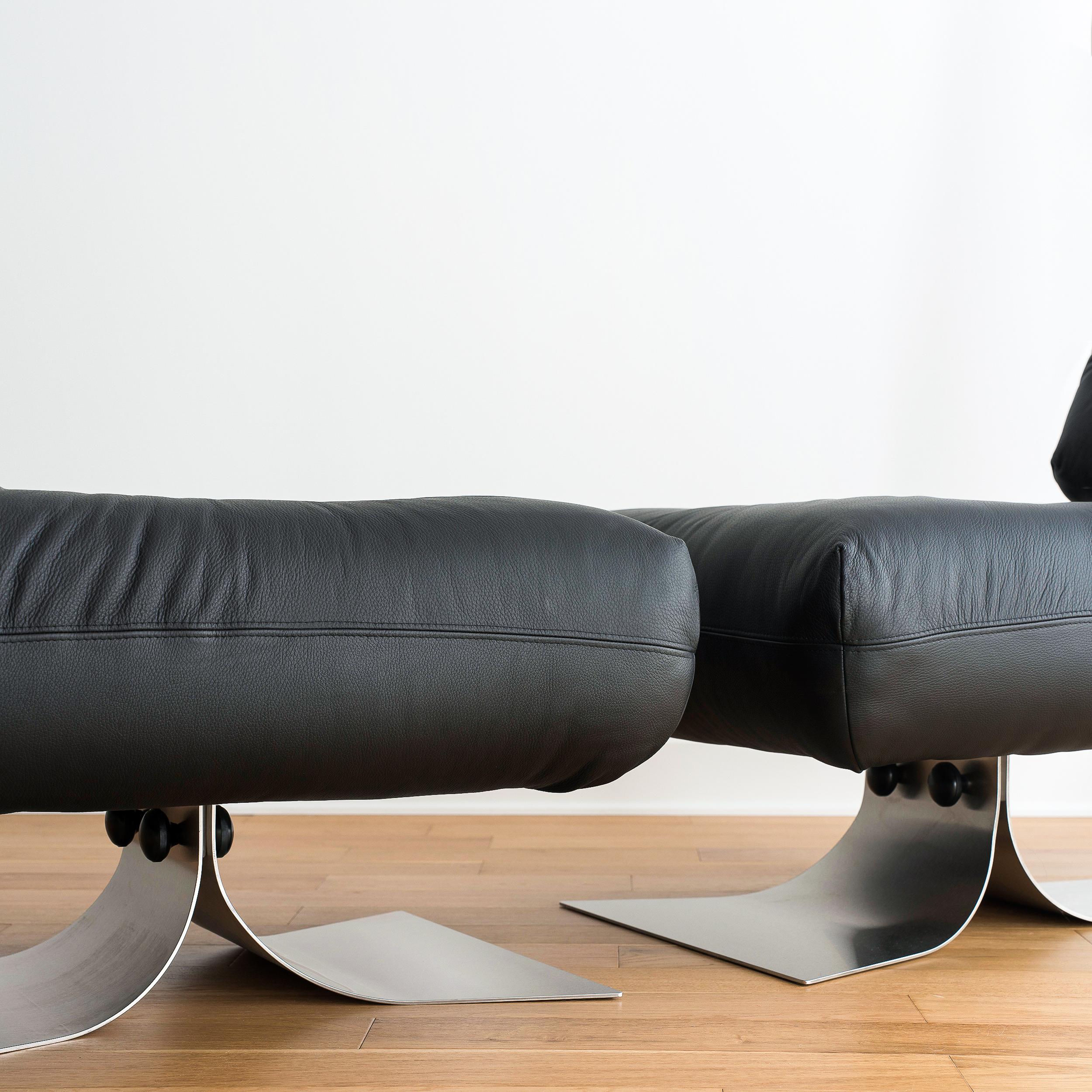 Alta Chair by Oscar Niemeyer and Anna Maria Niemeyer for Mobilier ...