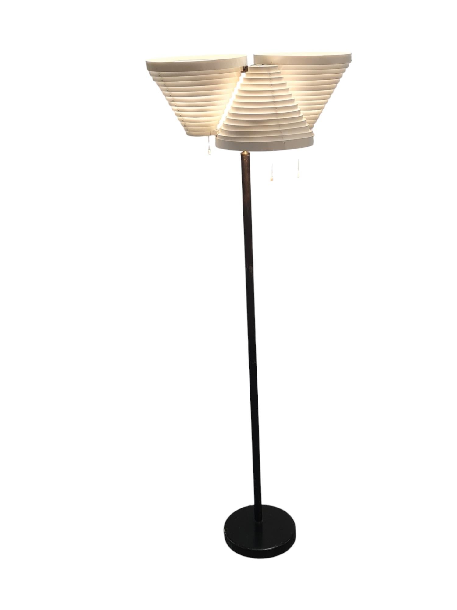 Alvar Aalto Floor Lamp Model A809 in White and Black Leather ...
