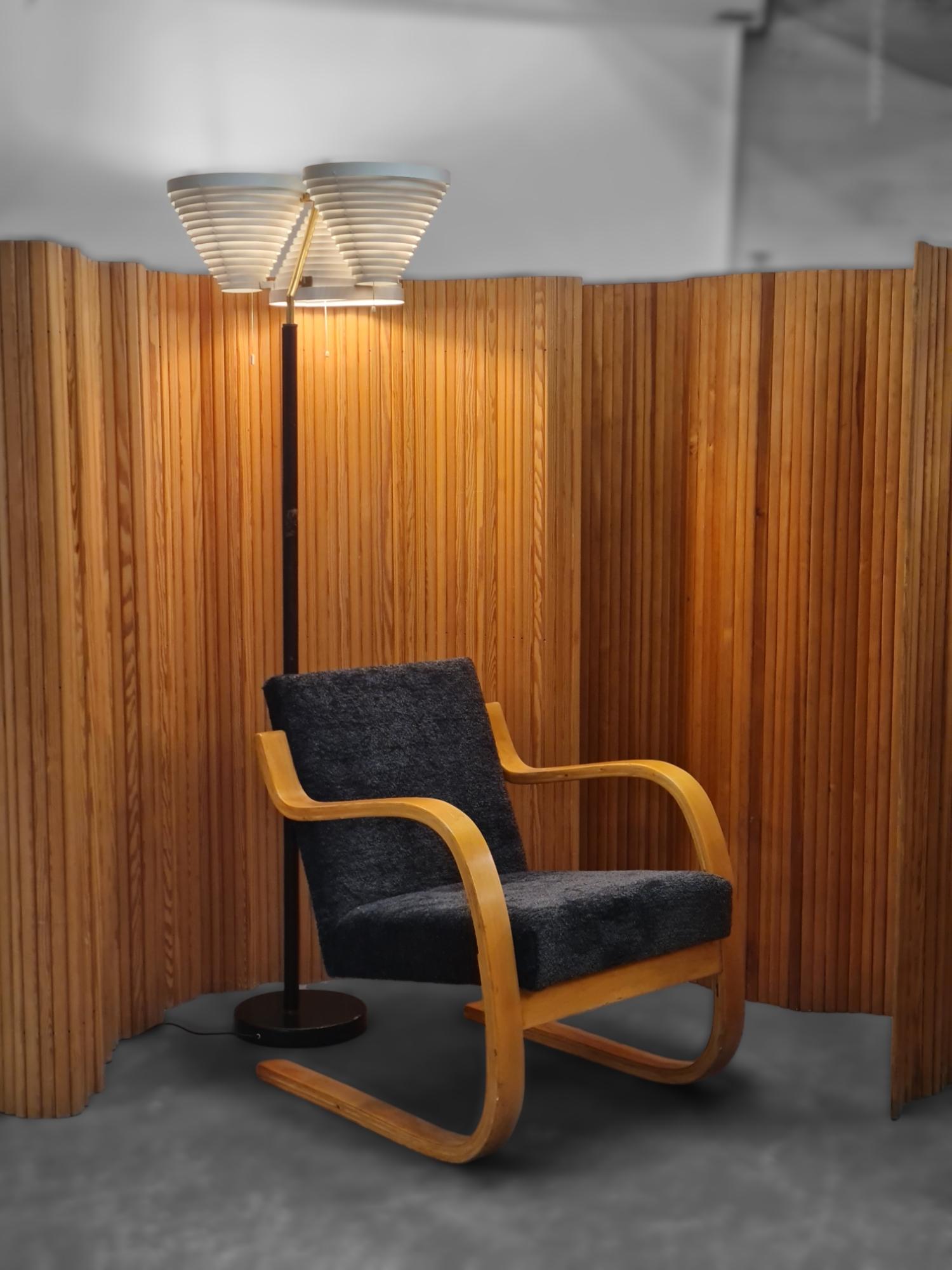 Alvar Aalto Floor Lamp Model A809 in White and Black Leather ...