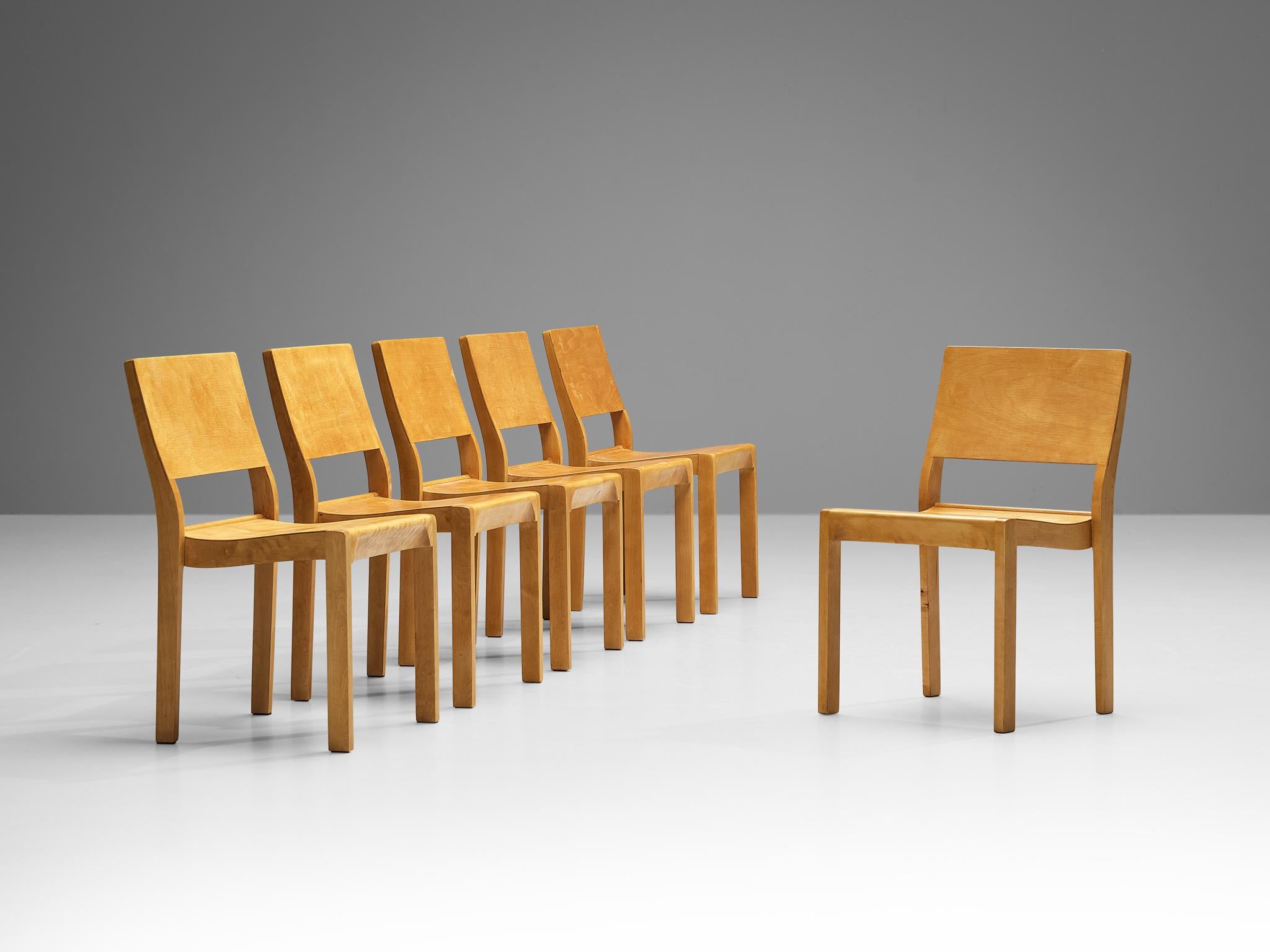 Alvar Aalto for Artek Set of Six Stackable '11' Chairs in Birch Plywood ...
