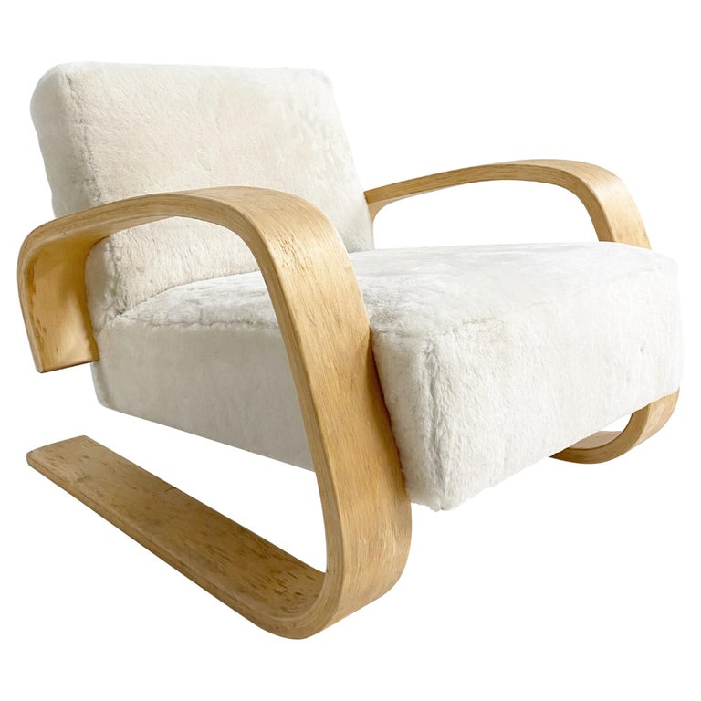 Alvar Aalto Model 400 "Tank" Lounge Chair in Shearling at 1stDibs ...