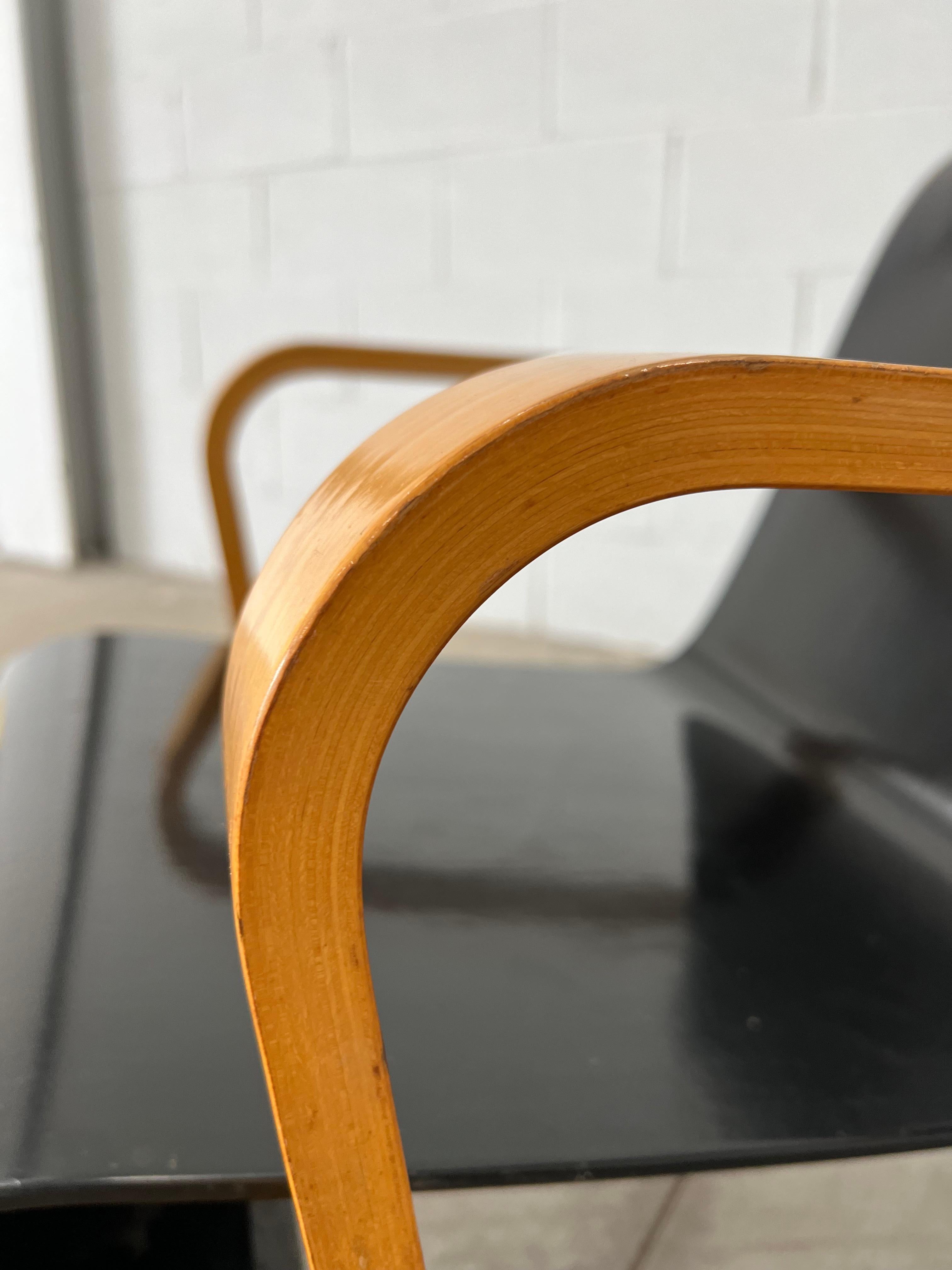 Alvar Aalto Paimio 41 Lounge Chair For Sale at 1stDibs
