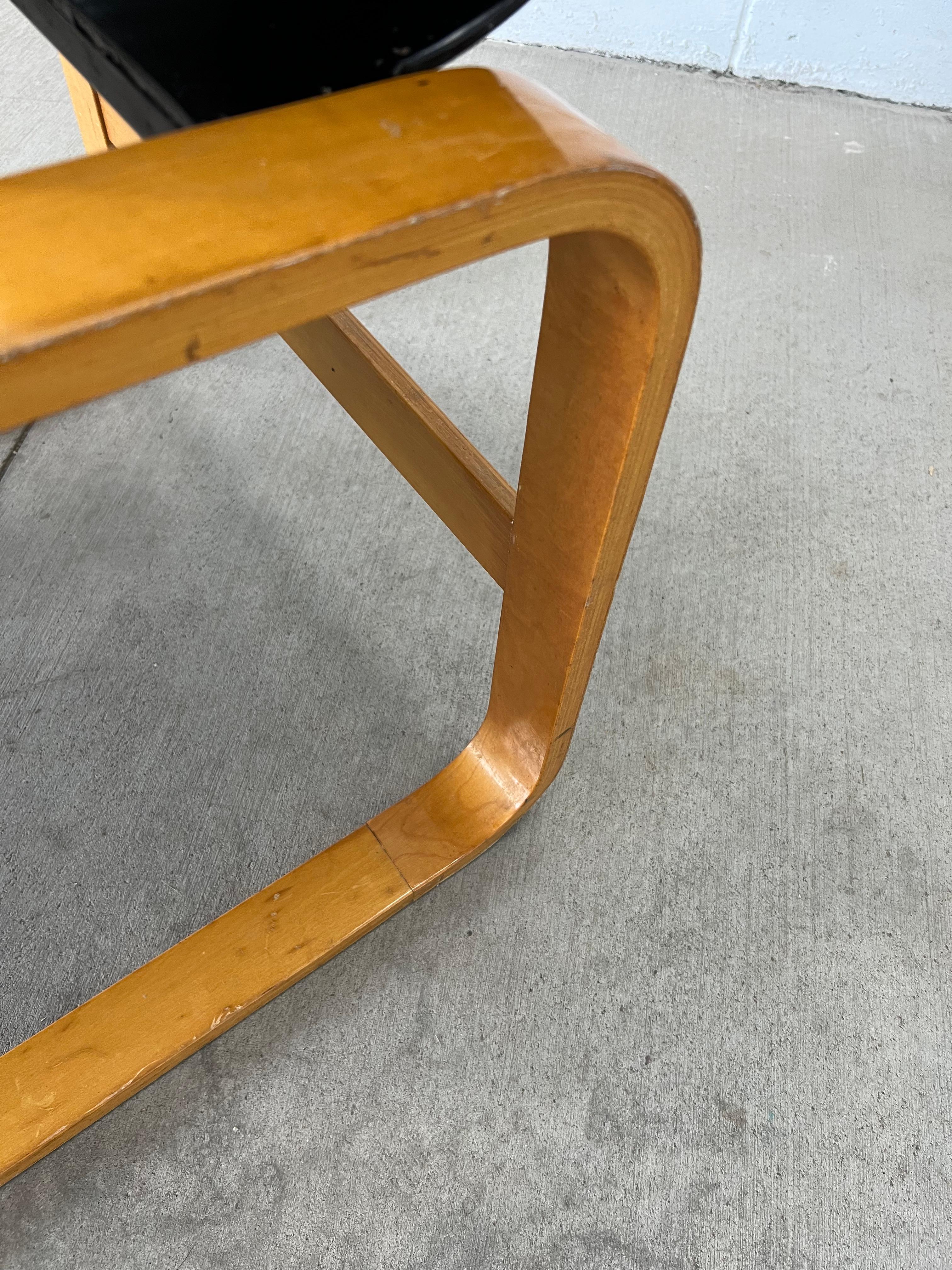 Alvar Aalto Paimio 41 Lounge Chair For Sale at 1stDibs