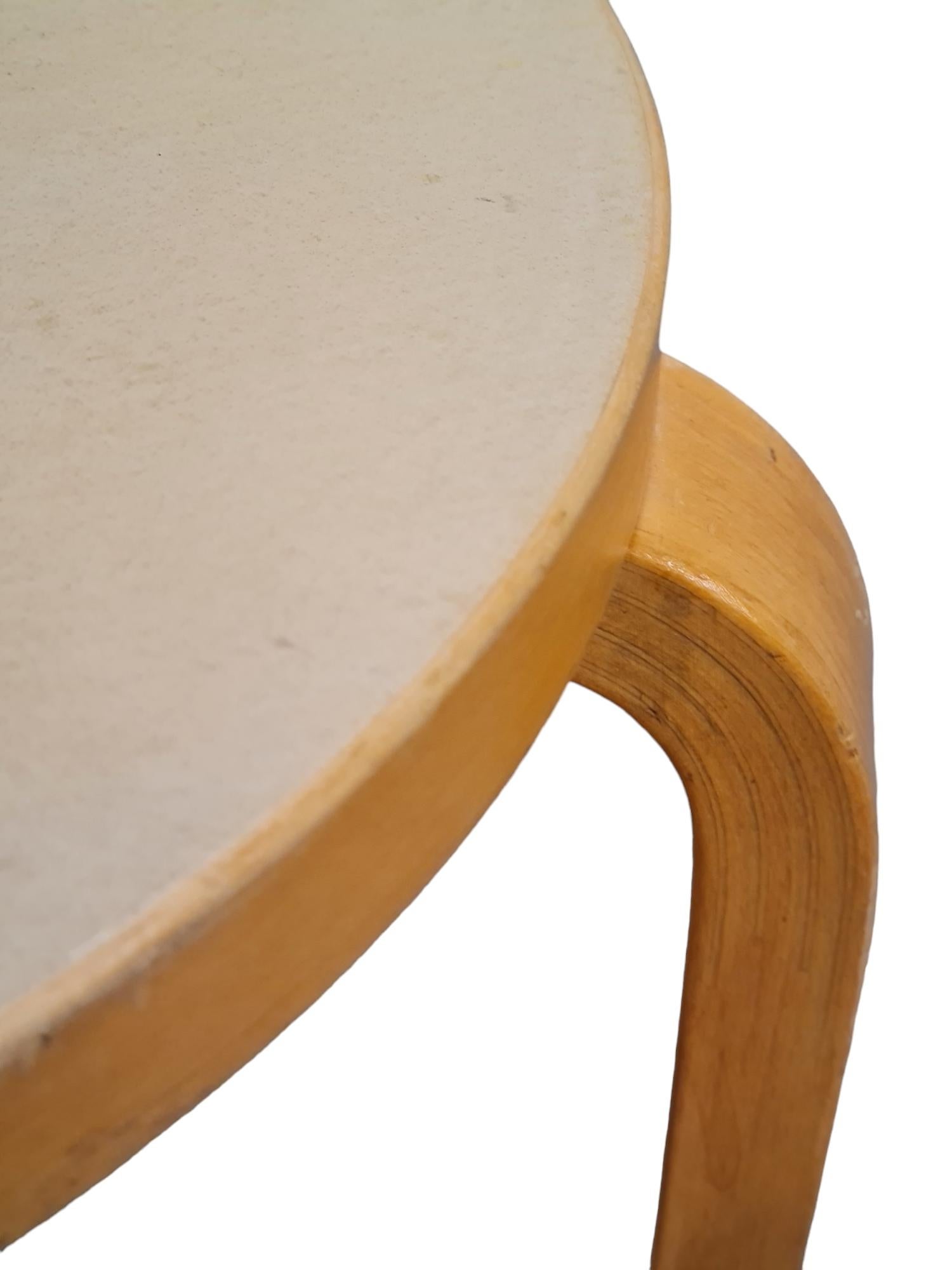 Alvar Aalto 3 Legged Stool Model 60 In Birch and Beige Linoleum, Artek 1950s For Sale at 1stDibs