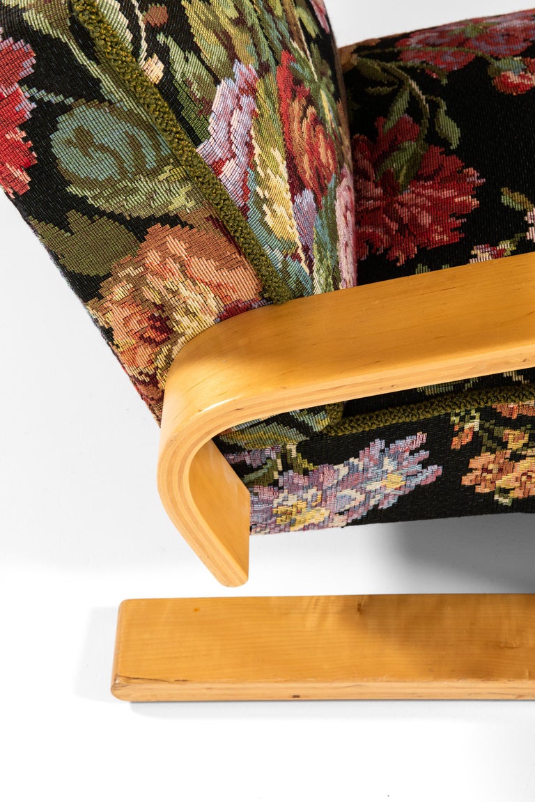 Alvar Aalto Tank Chair Model 400 Produced by Artek in Hedemora, Sweden For Sale at 1stDibs