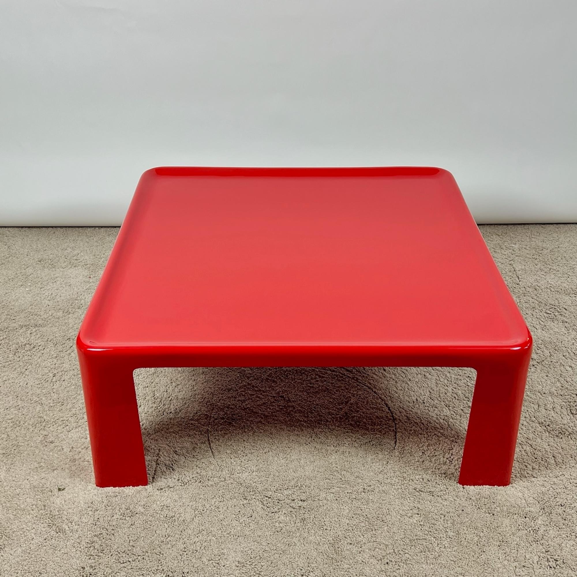 Amanta Table Mario Bellini for B&B Italia - Iconic 60s Design - Red ...