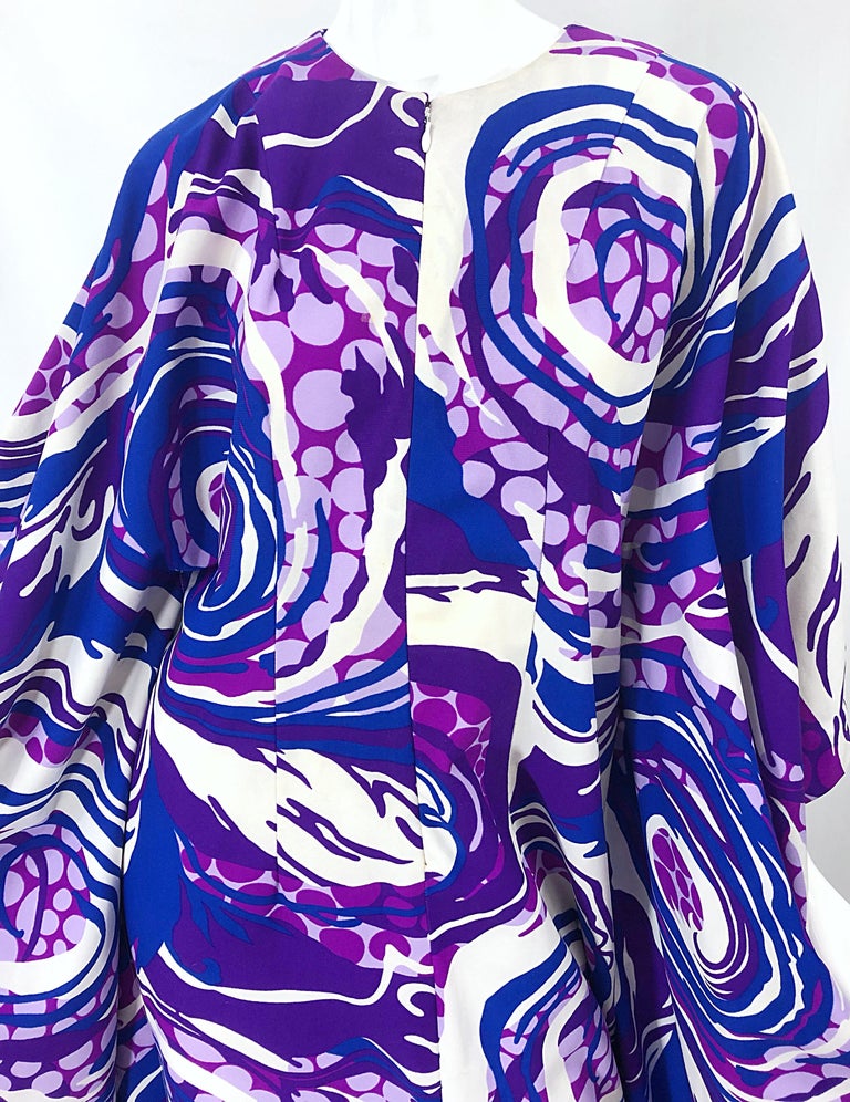 Amazing 1970s Fringed Purple and Blue Abstract Swirl Print Vintage 70s ...