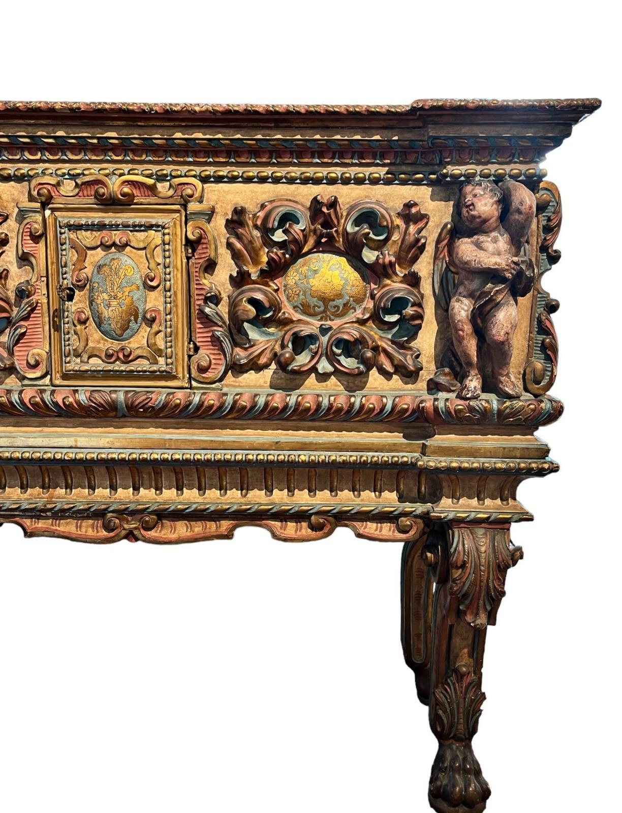 Amazing and Rare Italian Cassone 18th Century For Sale at 1stDibs