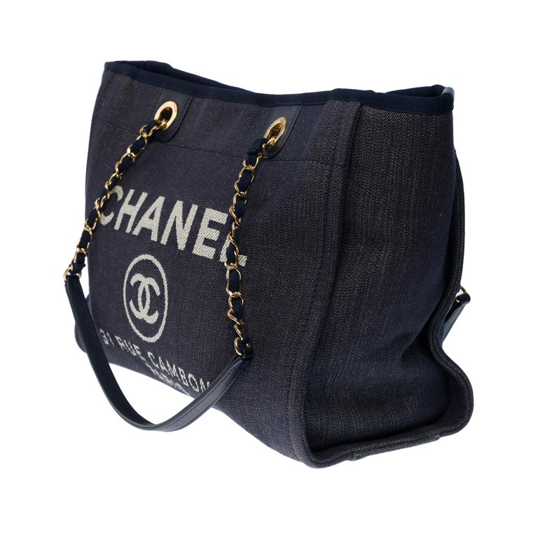 Amazing Chanel Deauville Tote bag in blue denim canvas, GHW For Sale at ...