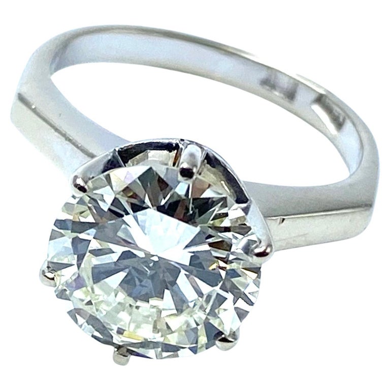 Amazing Diamond Engagement Ring For Sale at 1stDibs