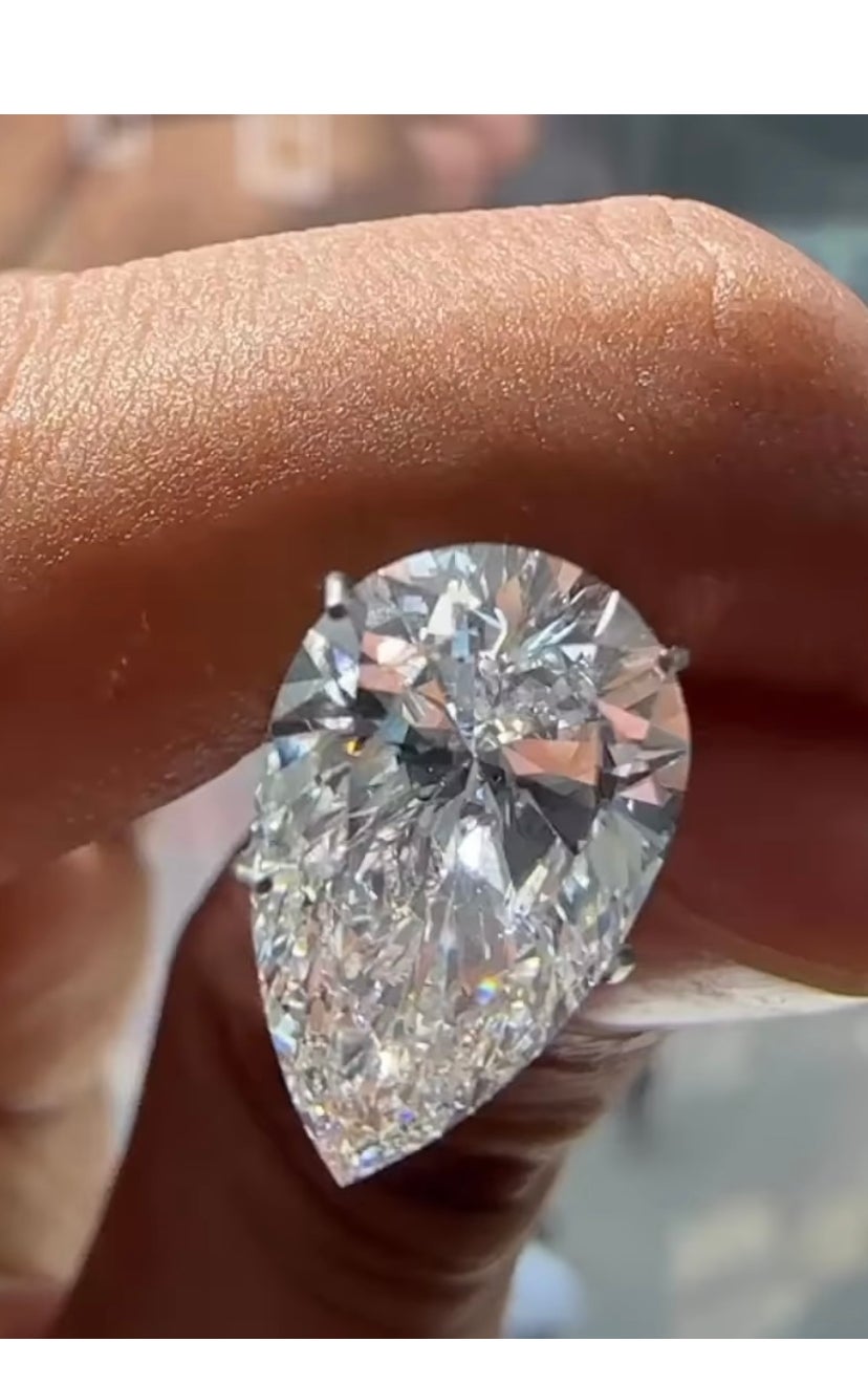 IGI Certified 5 Ct of Diamond on Solitaire Ring For Sale at 1stDibs