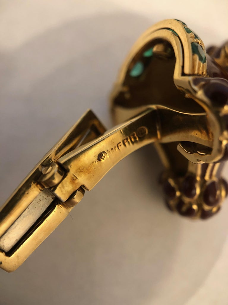 American 1970s Gold, Enamel and Emerald Poodle Cuff Links by David Webb ...