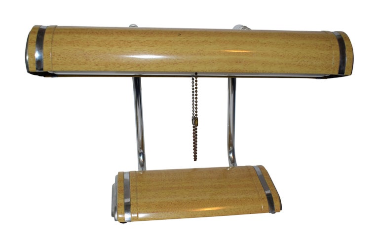American Art Deco Streamline Desk Lamp, circa 1930s For Sale at 1stDibs