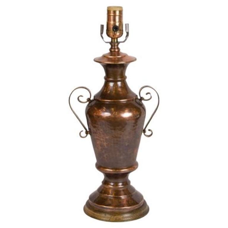 American, C. 1950 Hammered Copper Table Lamp For Sale at 1stDibs