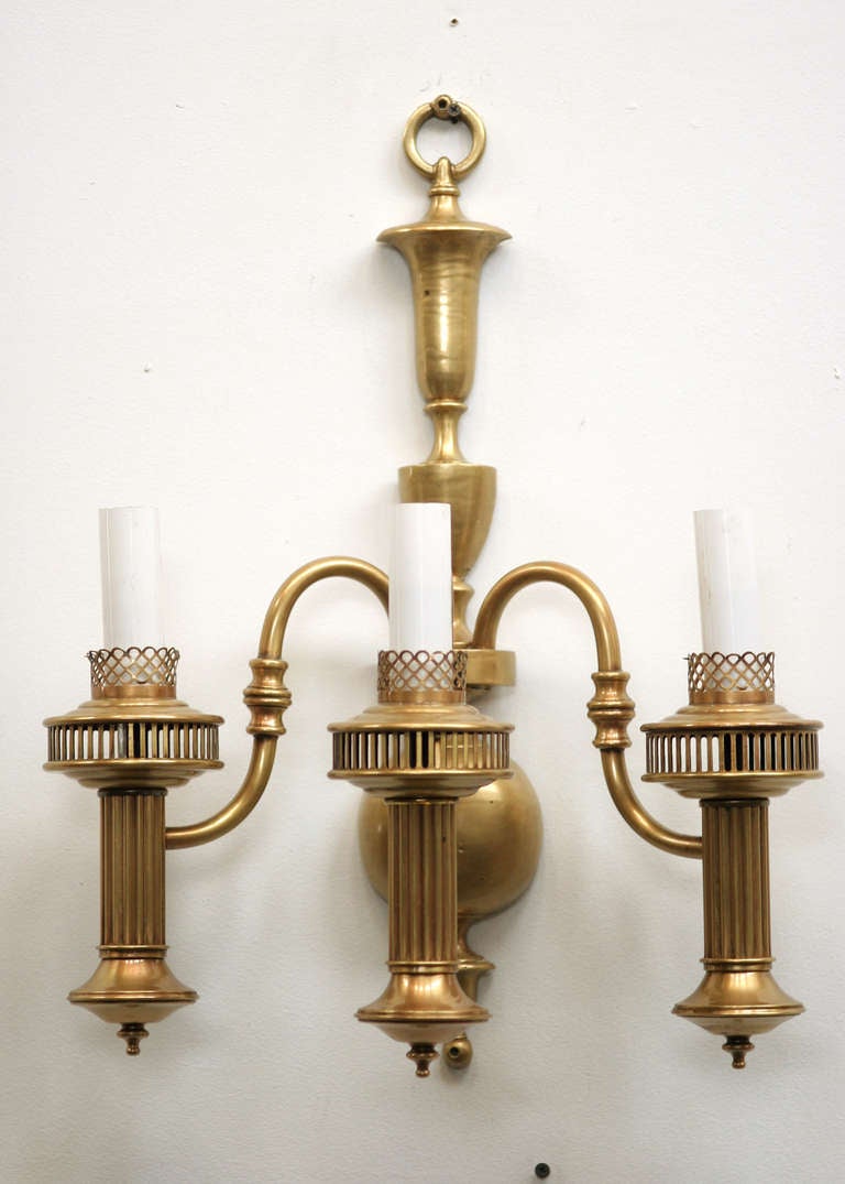 American Colonial Brass Converted Oil Lamp Wall Sconce For Sale at 1stDibs