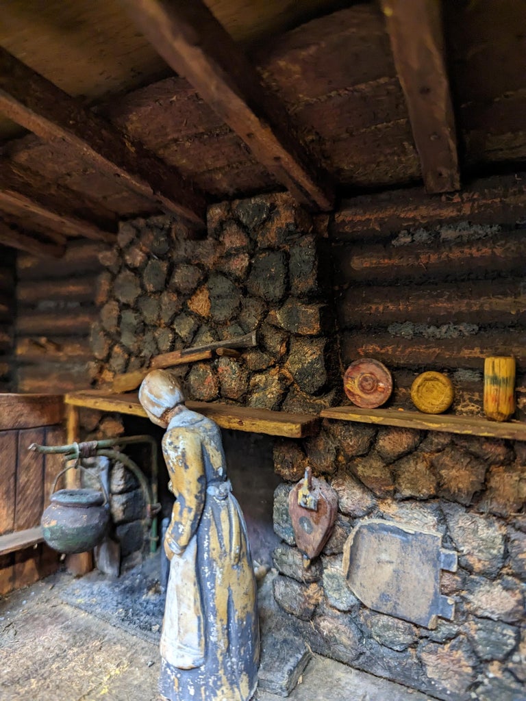 American Folk Art Colonial Diorama For Sale at 1stDibs