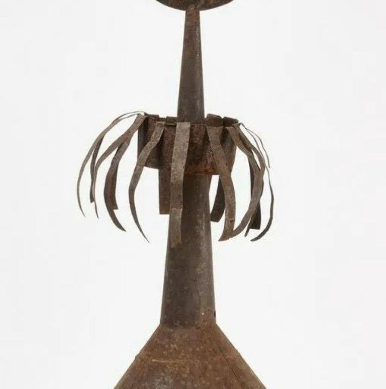 American Folk-Art Finial with Dove For Sale at 1stDibs